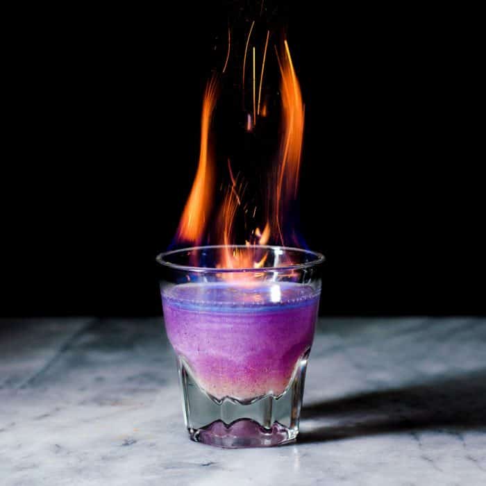 Gold Shimmery Champagne Cocktail - The Flavor Bender
