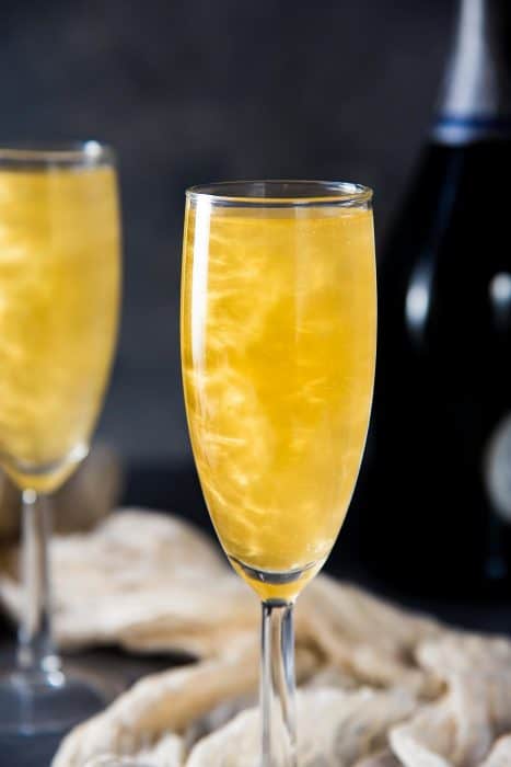 Gold Shimmery Champagne Cocktail - The Flavor Bender