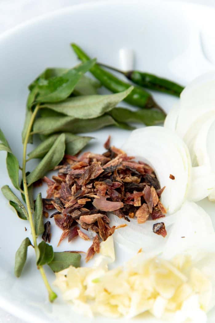 Sri Lankan Green Bean Stir Fry - The Flavor Bender
