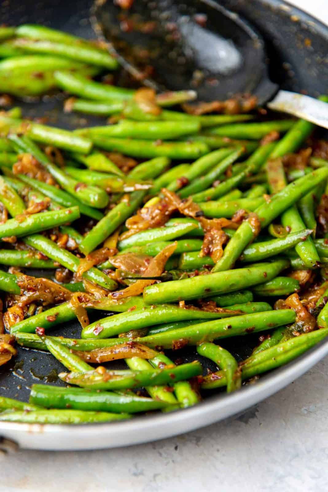 Sri Lankan Green Bean Stir Fry - The Flavor Bender