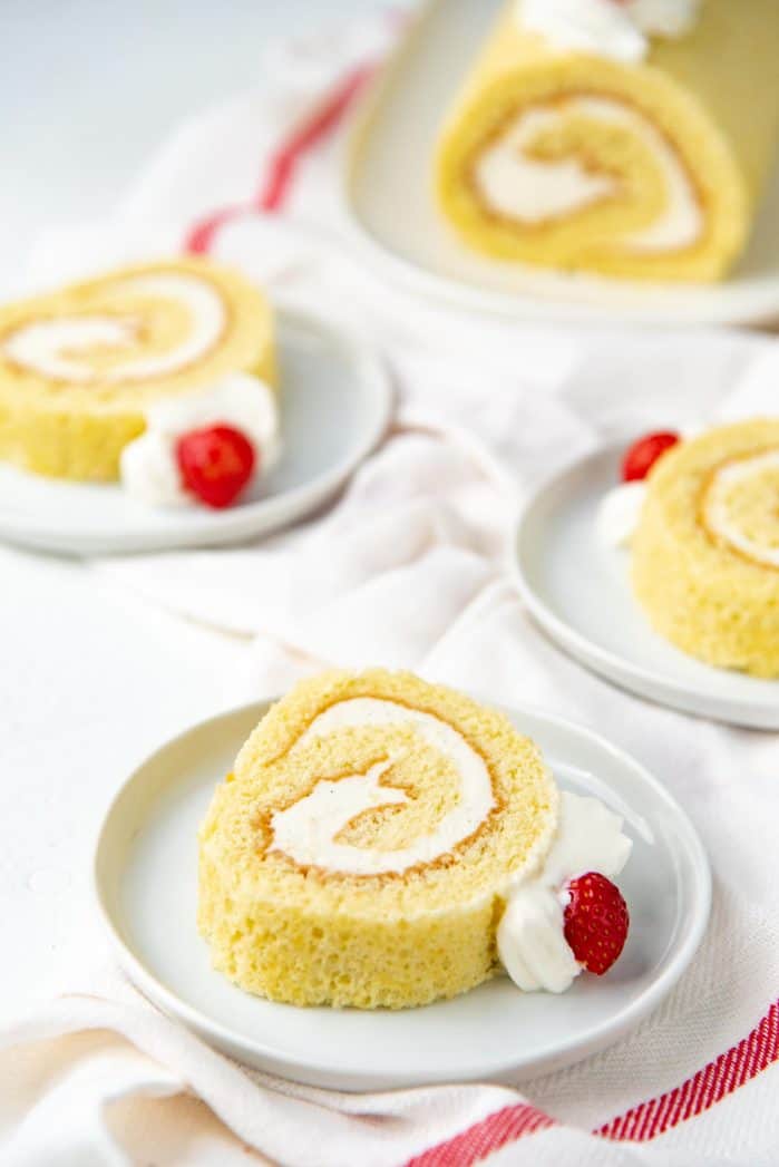 Perfect Vanilla Swiss Roll Recipe - The Flavor Bender