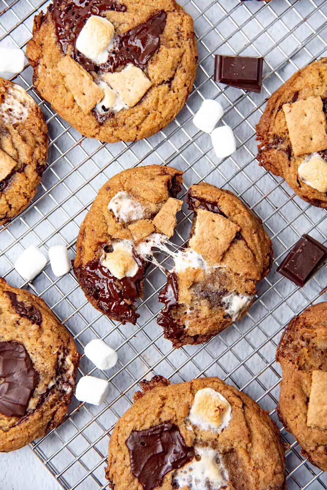 Amazing S'mores Cookies - The Flavor Bender