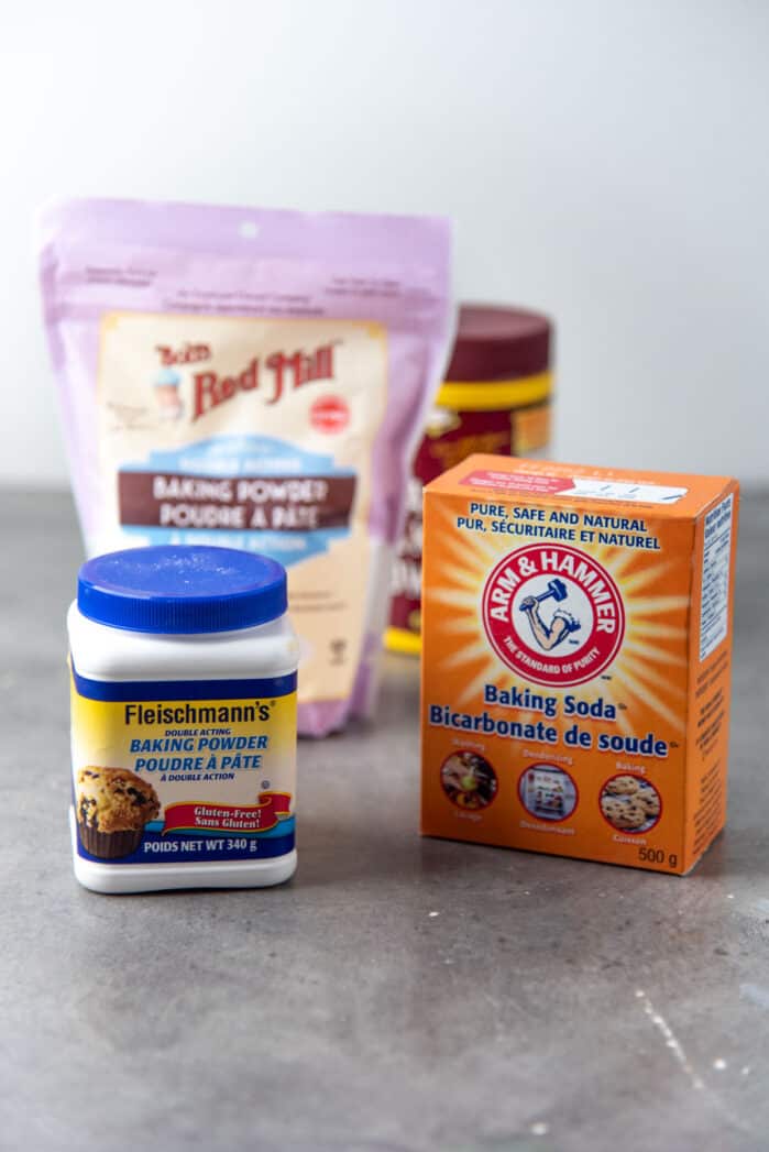 Baking 101: Baking Soda vs Baking Powder (Chemical Leaveners) - The ...