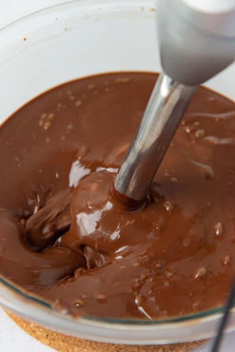 Creamy Chocolate Cremeux (Foolproof Recipe) - The Flavor Bender