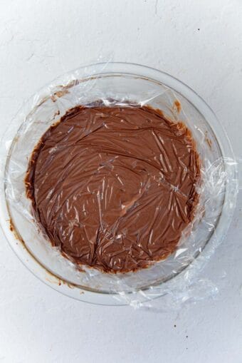 Creamy Chocolate Cremeux (Foolproof Recipe) - The Flavor Bender