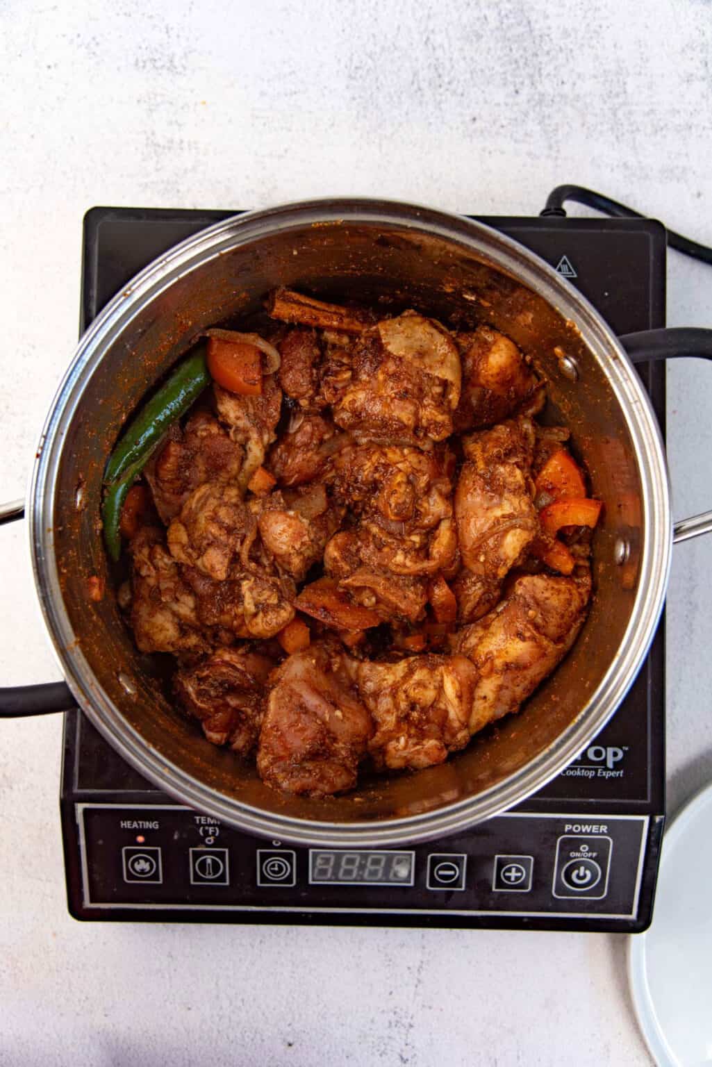 Best Chicken Curry Recipe (Sri Lankan Chicken Curry) - The Flavor Bender