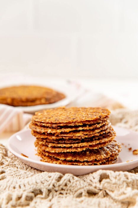 Easy Oatmeal Lace Cookies Recipe - The Flavor Bender
