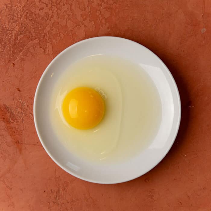 Egg Float Test (How To Tell If Eggs Are Fresh) - The Flavor Bender