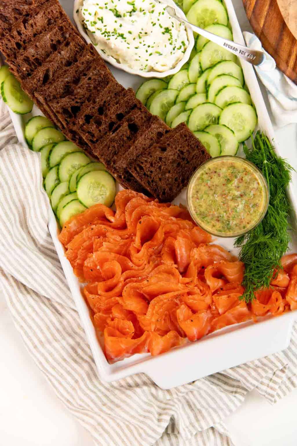 The Best Salmon Gravlax (So Easy!) - The Flavor Bender