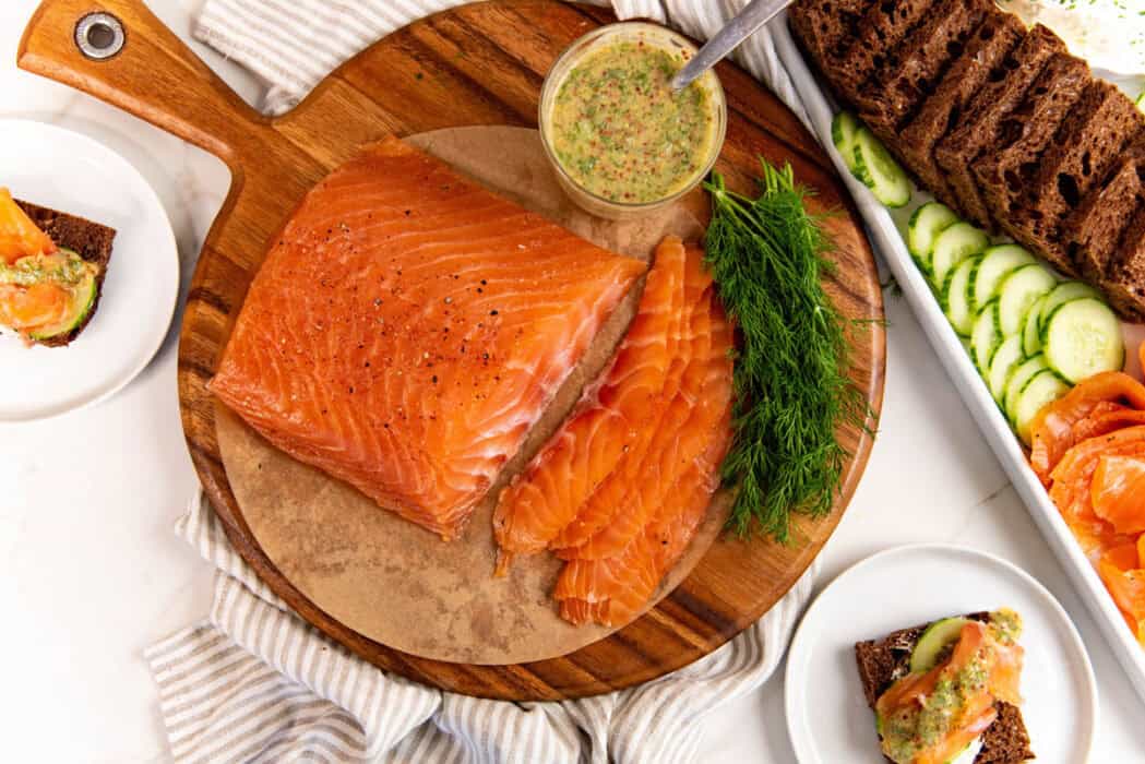The Best Salmon Gravlax (So Easy!) - The Flavor Bender