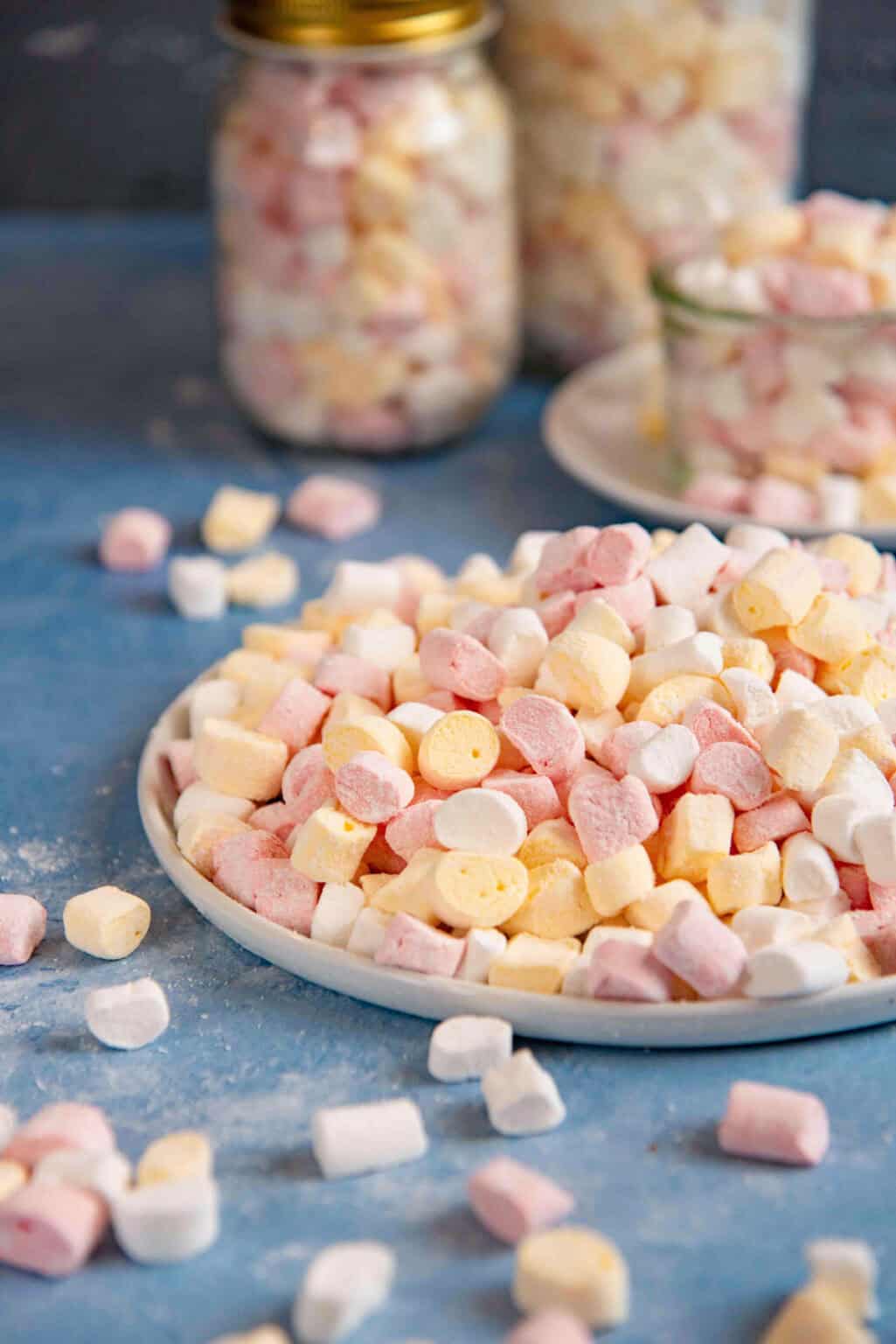 Homemade Mini Marshmallows (Piped Marshmallows) - The Flavor Bender