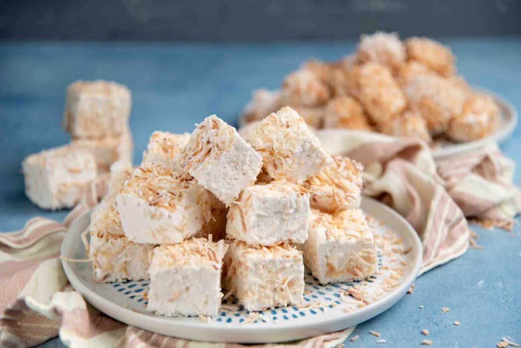 The Best Toasted Coconut Marshmallows - The Flavor Bender