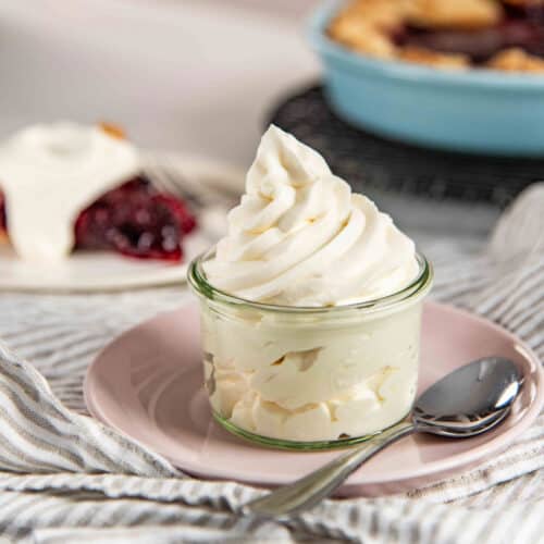 Easy Chantilly Cream (Homemade Whipped Cream) - The Flavor Bender