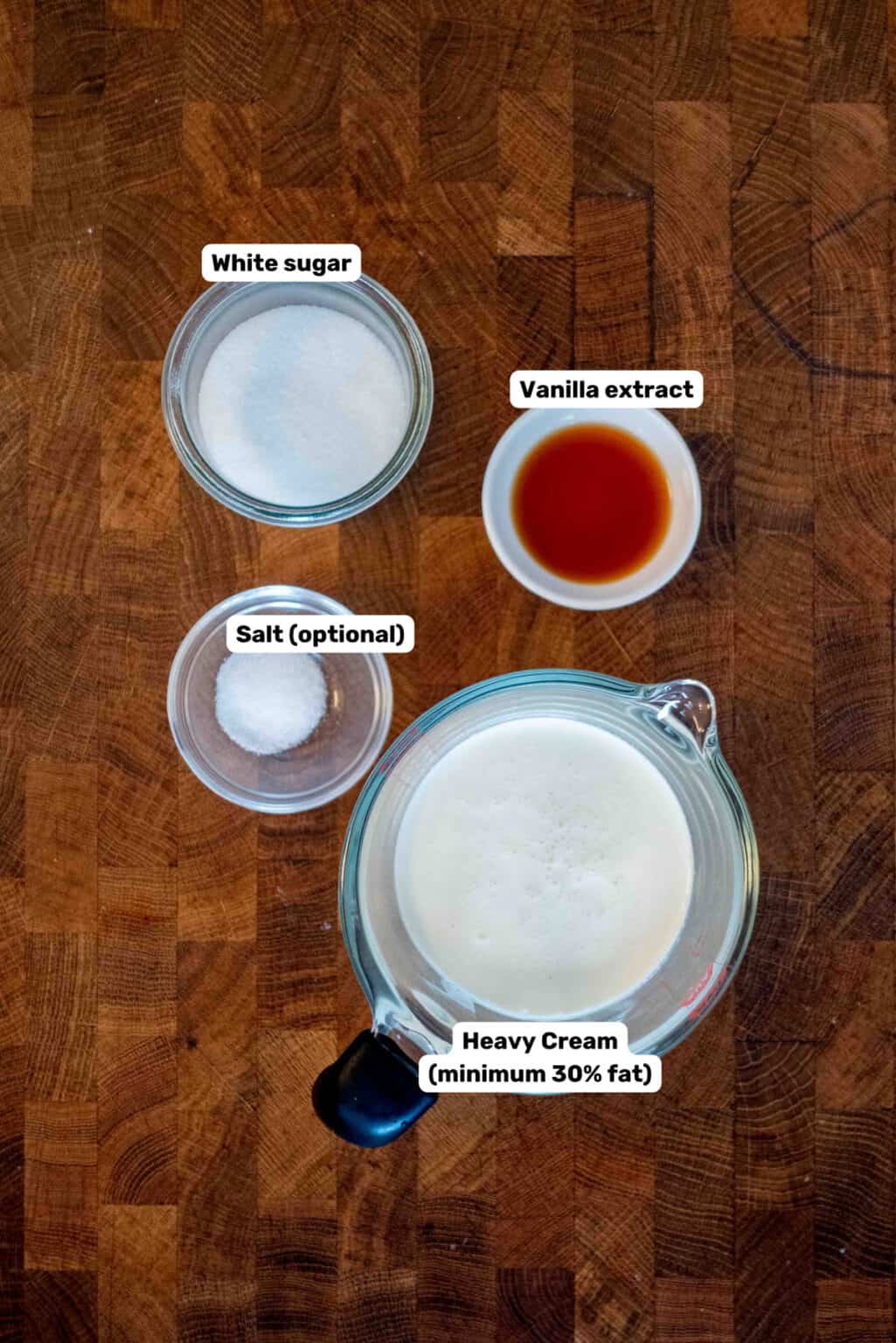 Easy Chantilly Cream (Homemade Whipped Cream) - The Flavor Bender